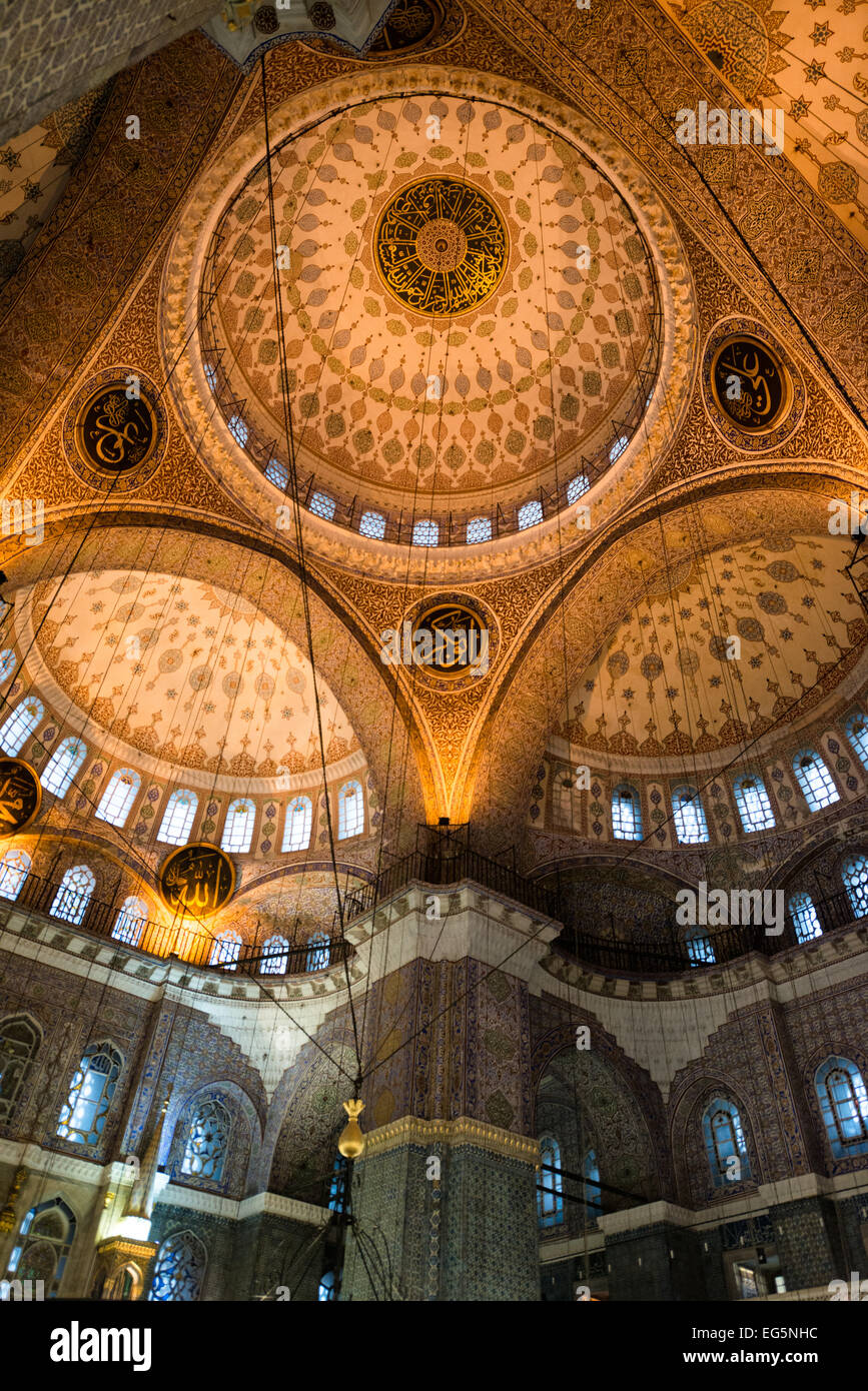 Yeni cami interior hi-res stock photography and images - Alamy