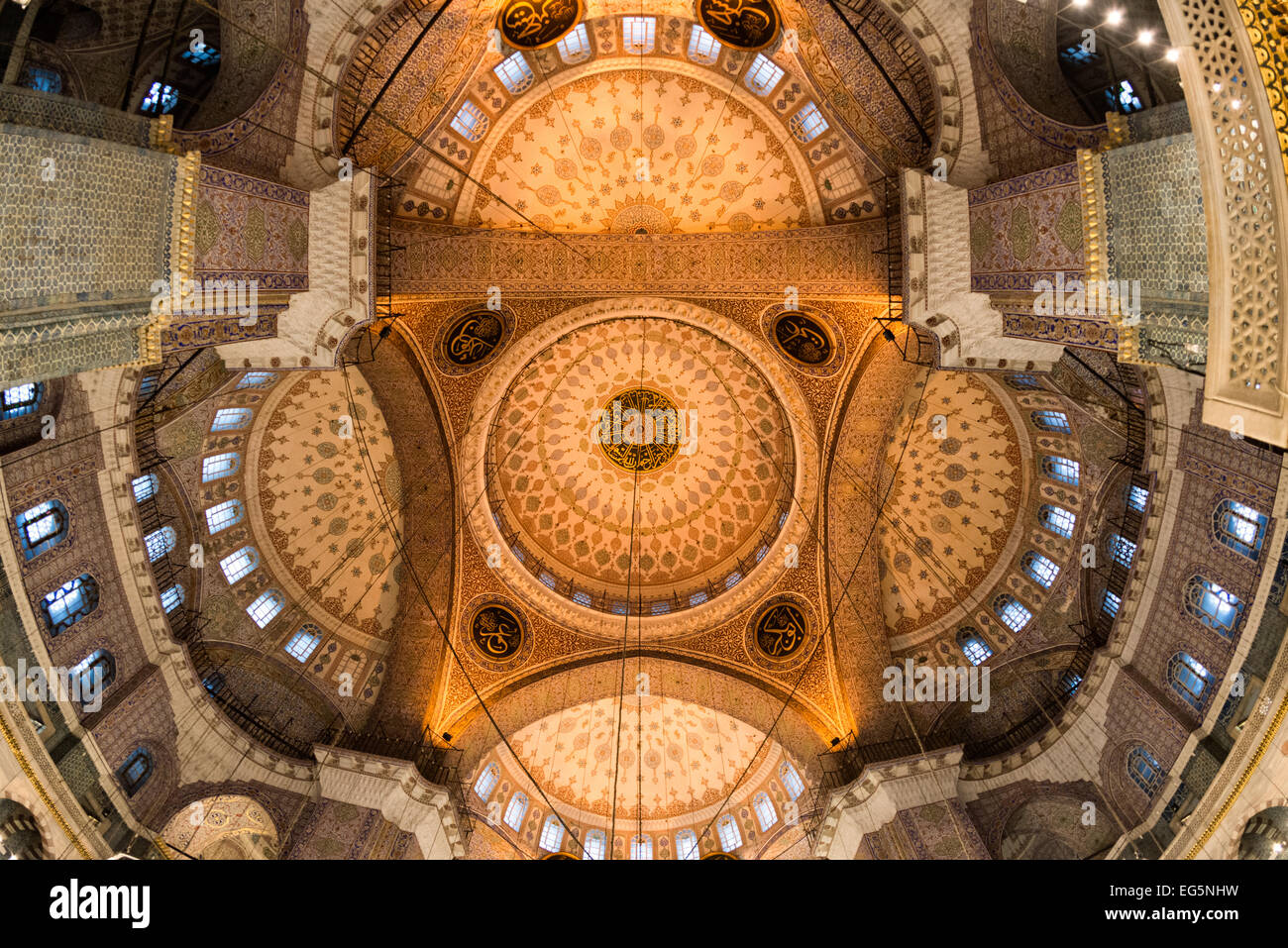 Yeni Camii New Mosque 17th Century Ottoman Interior Domes İznik ...