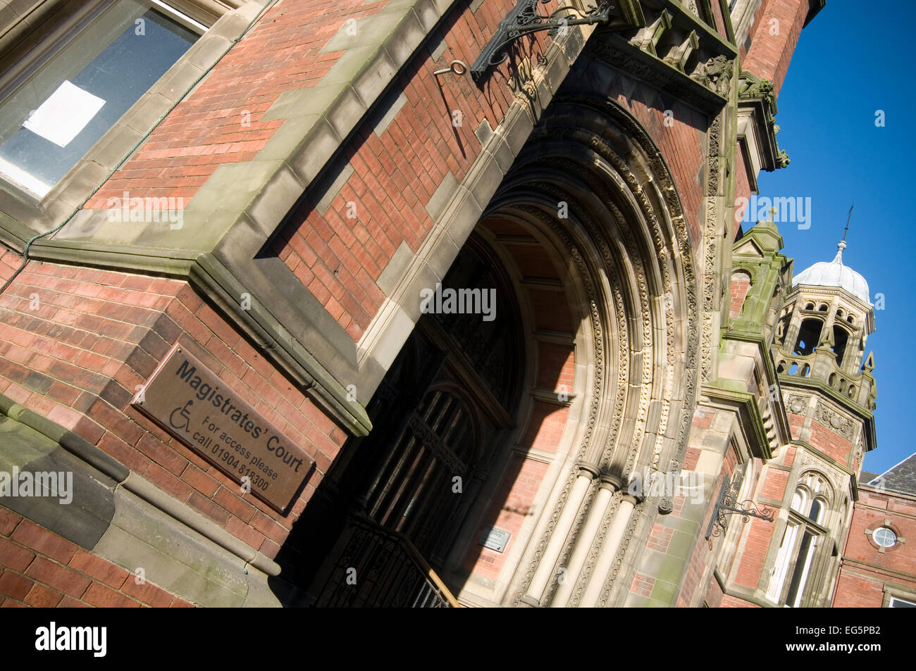 York magistrates court law courts hi-res stock photography and images ...