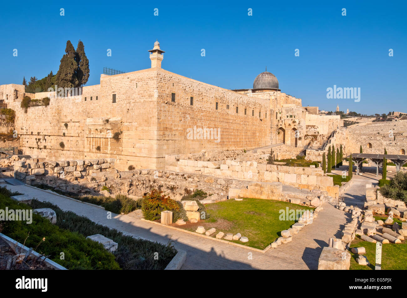 The southwest corner of the temple mount in Jerusalem Stock Photo - Alamy