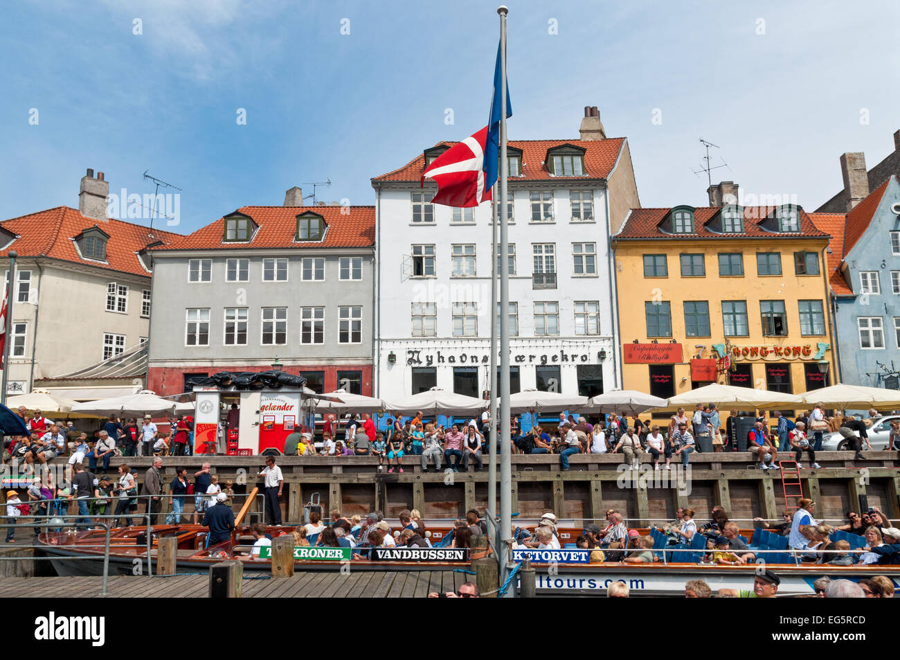 A lot of people visiting the Nyhave (meaning New Harbour) 17th century ...