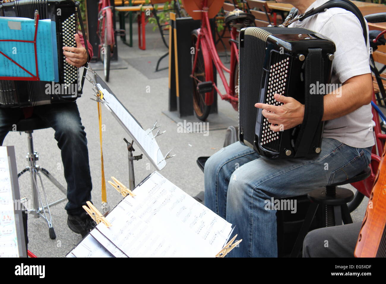 Artists perform in the street Stock Photo - Alamy