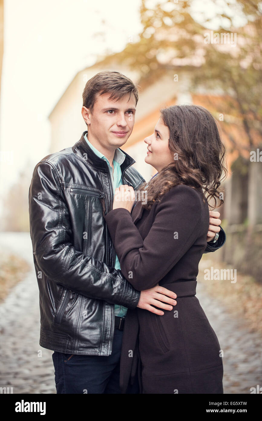 Romantic hug sunny portrait couple man woman Stock Photo - Alamy