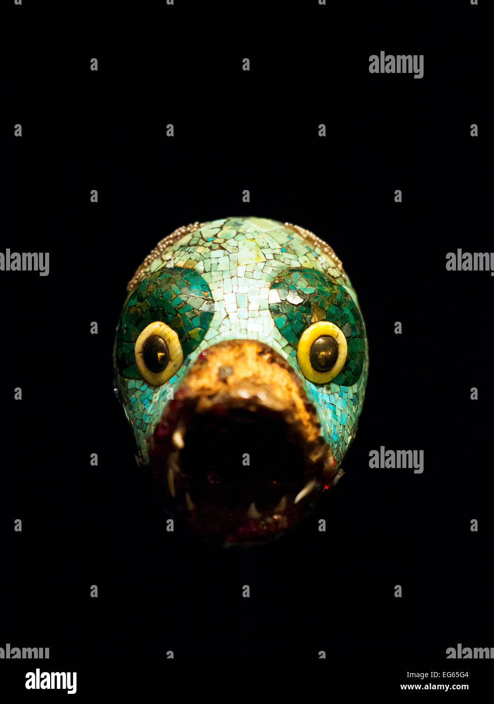 Pre columbian mesoamerica artefact hi-res stock photography and images ...