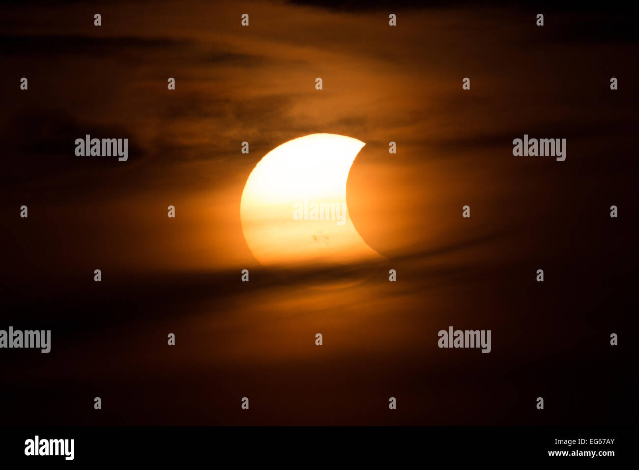Partial lunar eclipse canada hi-res stock photography and images - Alamy