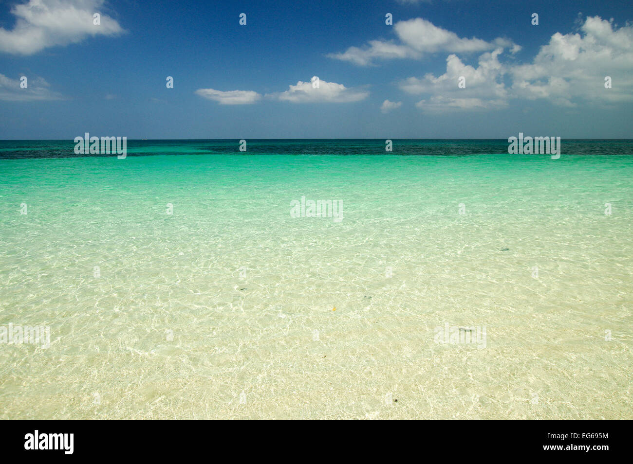 Breathtaking vista of the Indian Ocean off the Zanzibari coast Stock ...