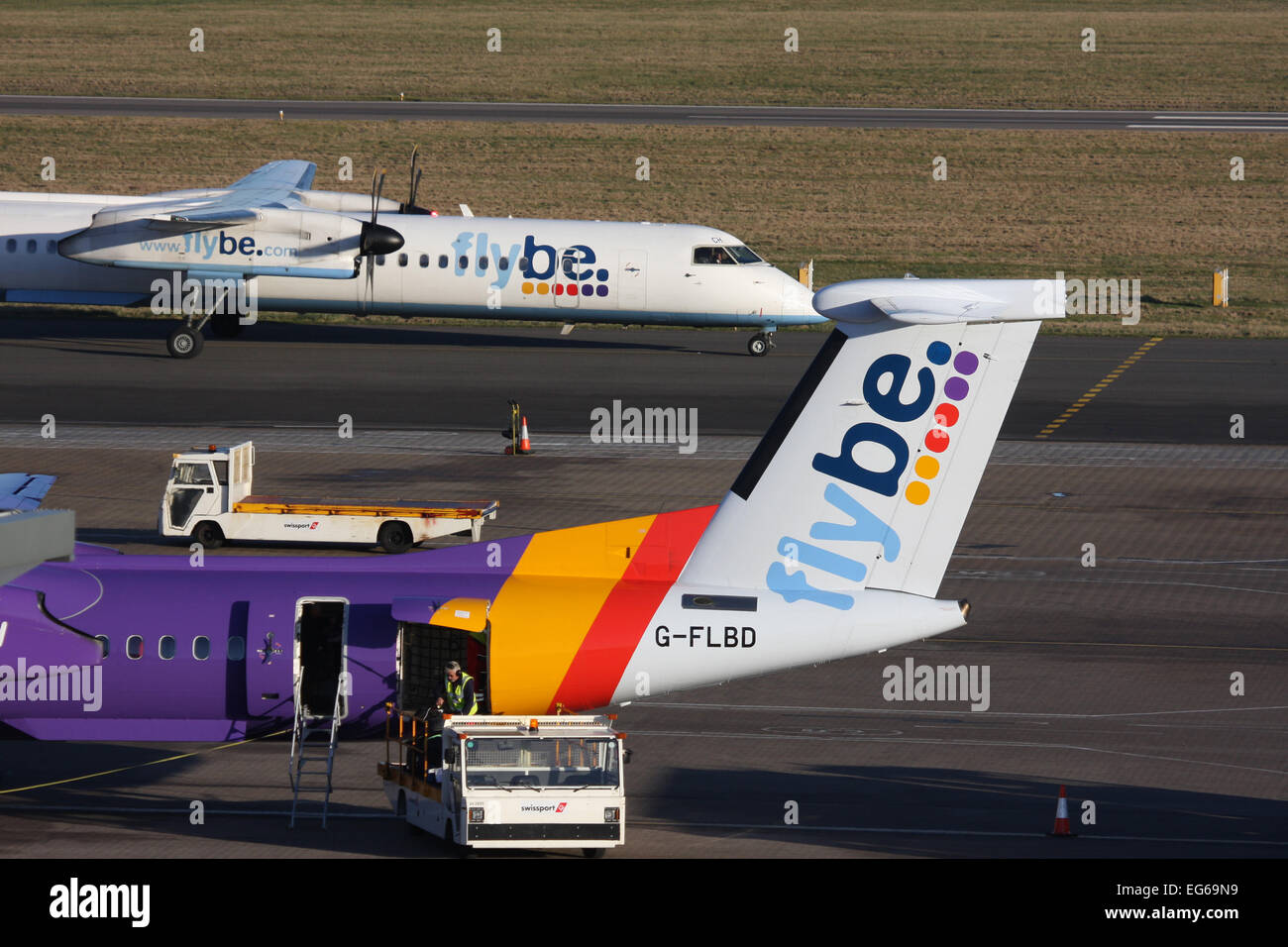 Flybe prop plane hi-res stock photography and images - Alamy