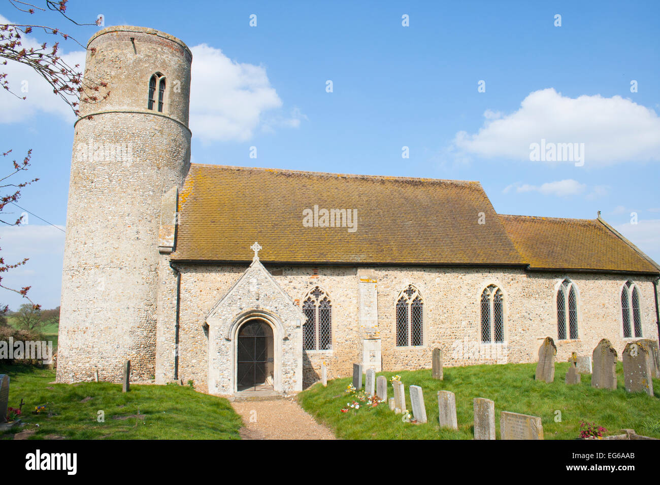 Church in Norfolk with round spire Stock Photo - Alamy