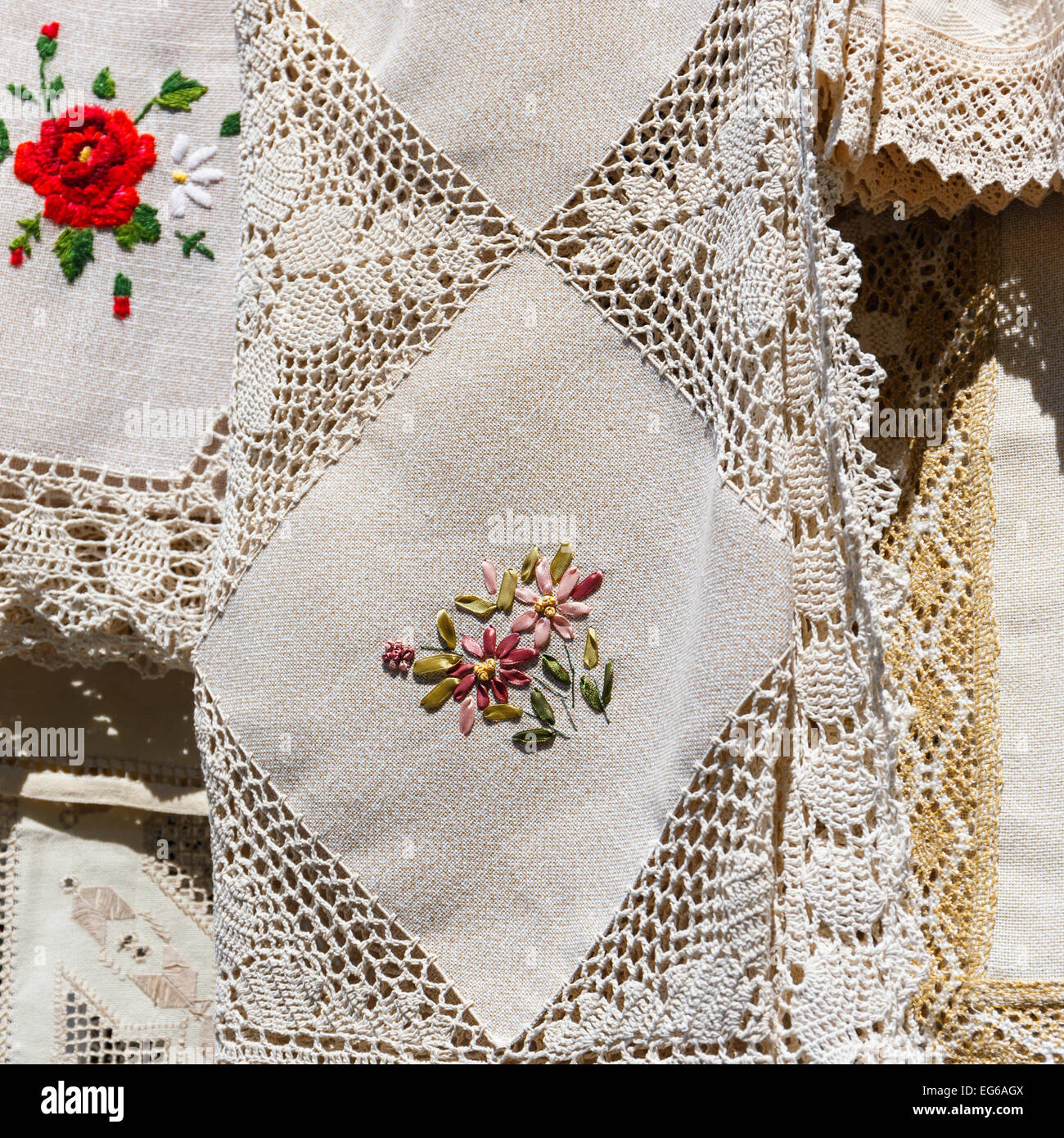 Romanian traditional fabric Stock Photo - Alamy