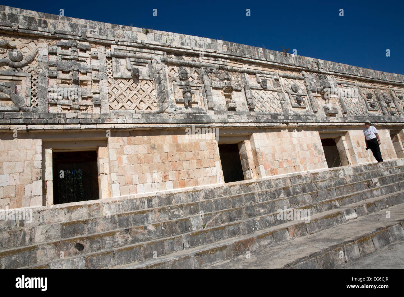 Nunnery quadrangle uxmal hi-res stock photography and images - Alamy