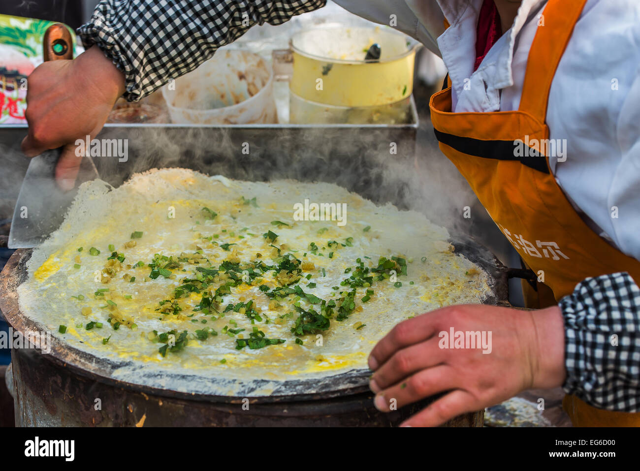 Shanghai street food hi-res stock photography and images - Alamy