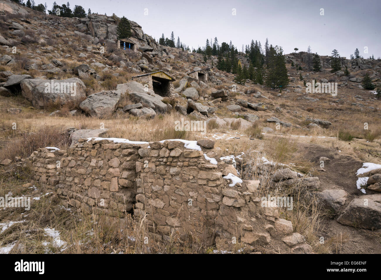 Togchin temple ruins and small shrines behind Manzushir Monastery, Bodg ...
