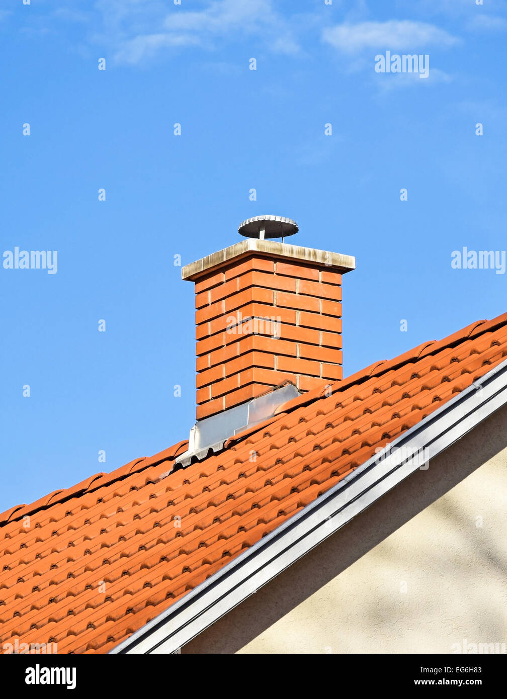 Stack roof hi-res stock photography and images - Alamy