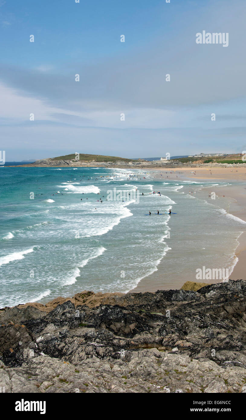 Fistral bay surf hi-res stock photography and images - Alamy