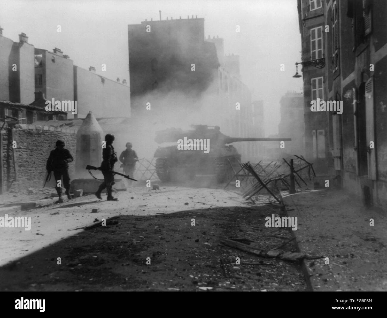 U.S. M18 Hellcat tank fires its 90mm gun point-blank at a German ...