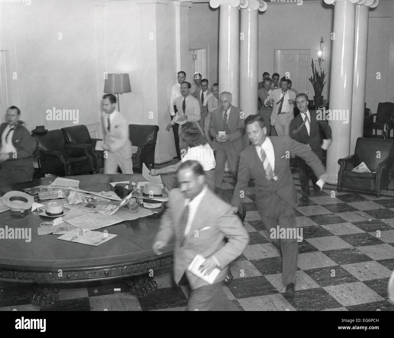 Reporters running through the White House after the announcement of ...