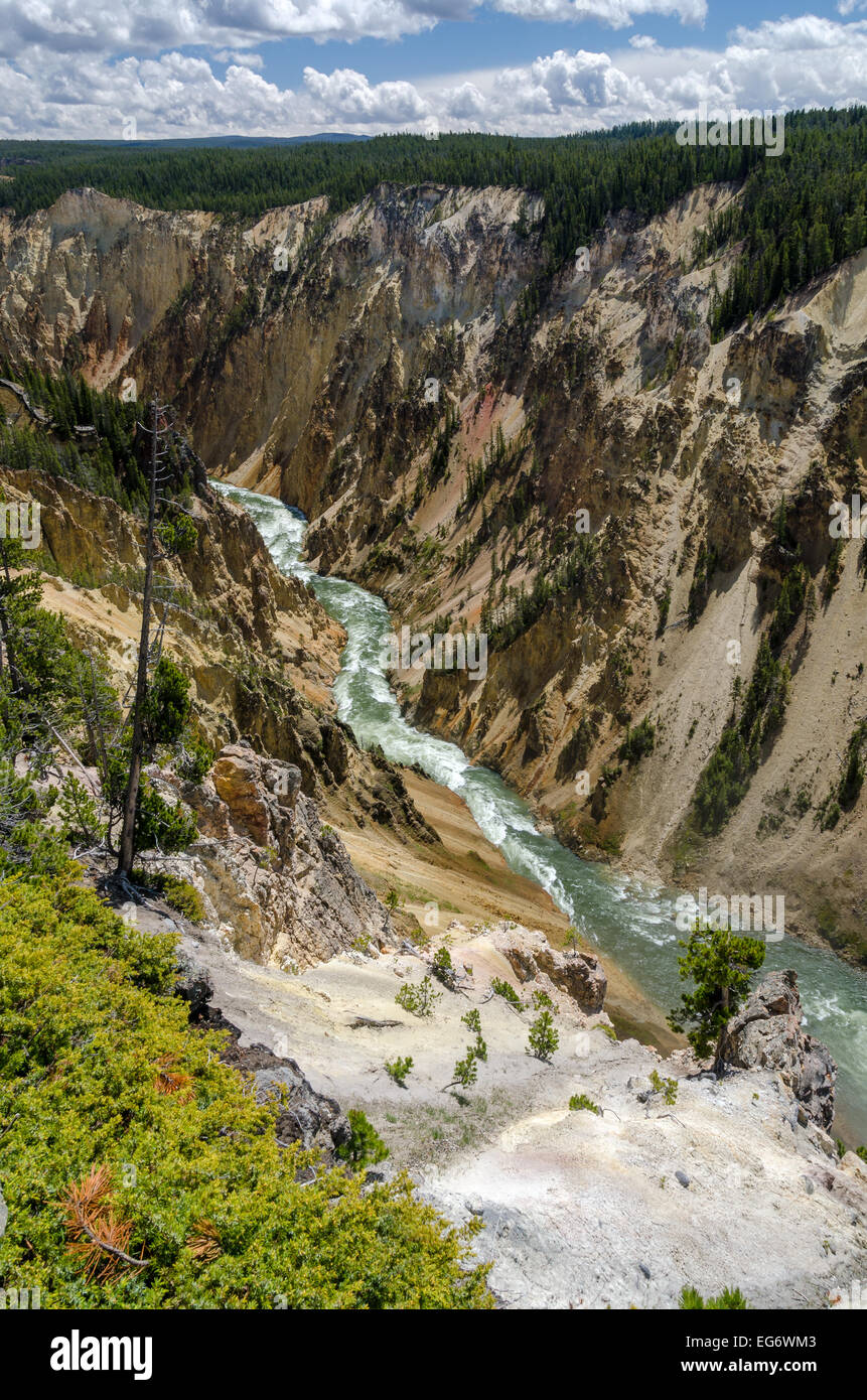 Yellowstone waterfall in Yellowstone national park Stock Photo - Alamy