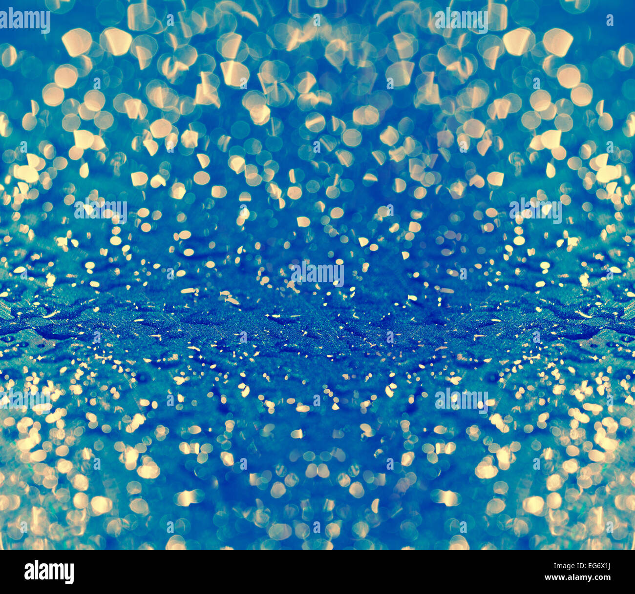 Wet blue hi-res stock photography and images - Alamy