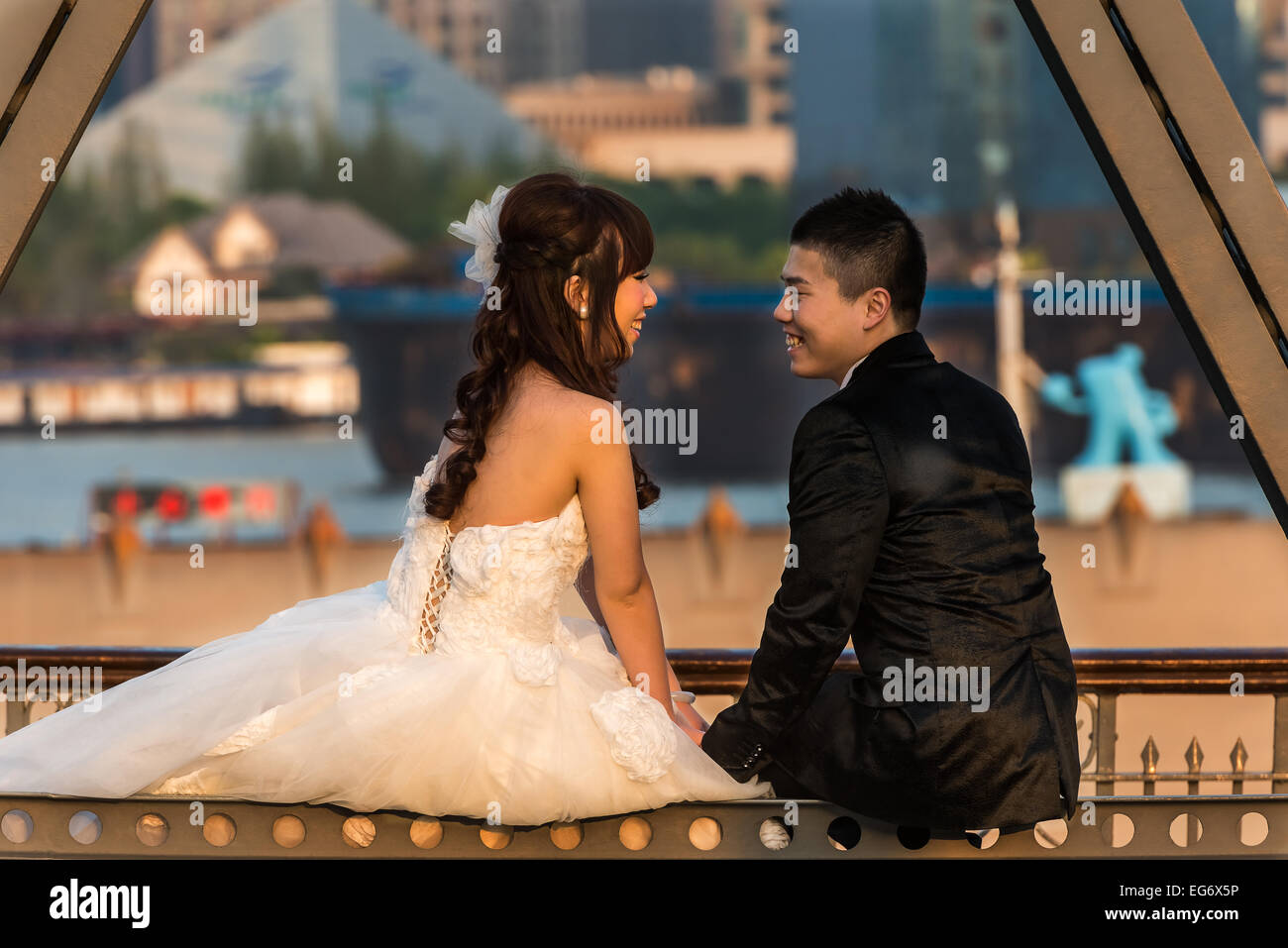Shanghai china wedding hi-res stock photography and images - Alamy
