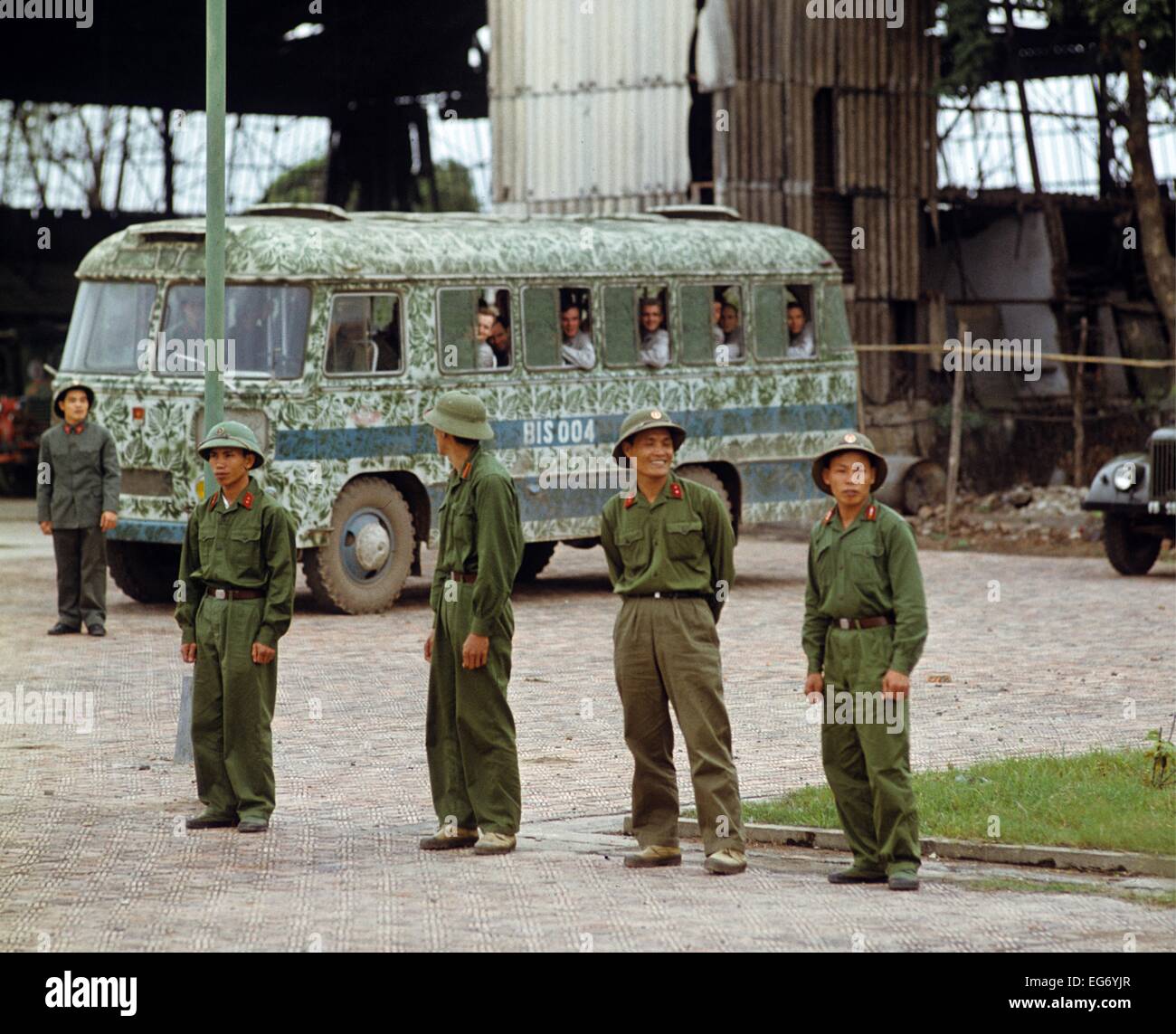 116 pilots and soldiers of the US army, who had been captured by the ...