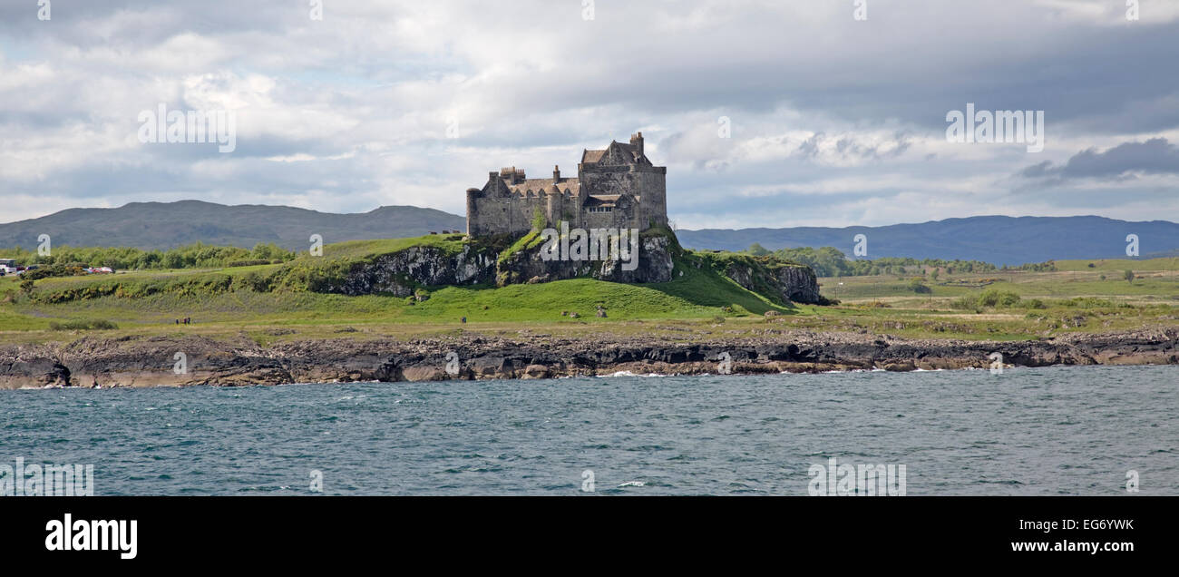 Duart castle hi-res stock photography and images - Alamy