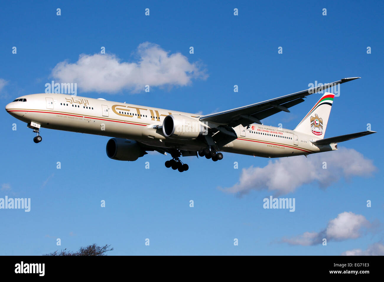 Etd airport hi-res stock photography and images - Alamy