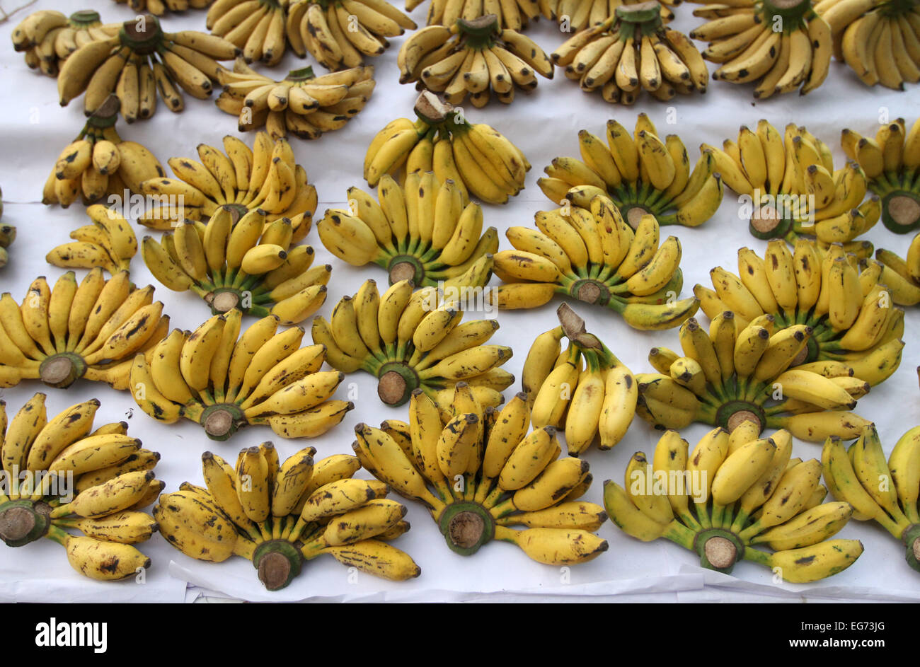 Bangladeshi supermarket hi-res stock photography and images - Alamy