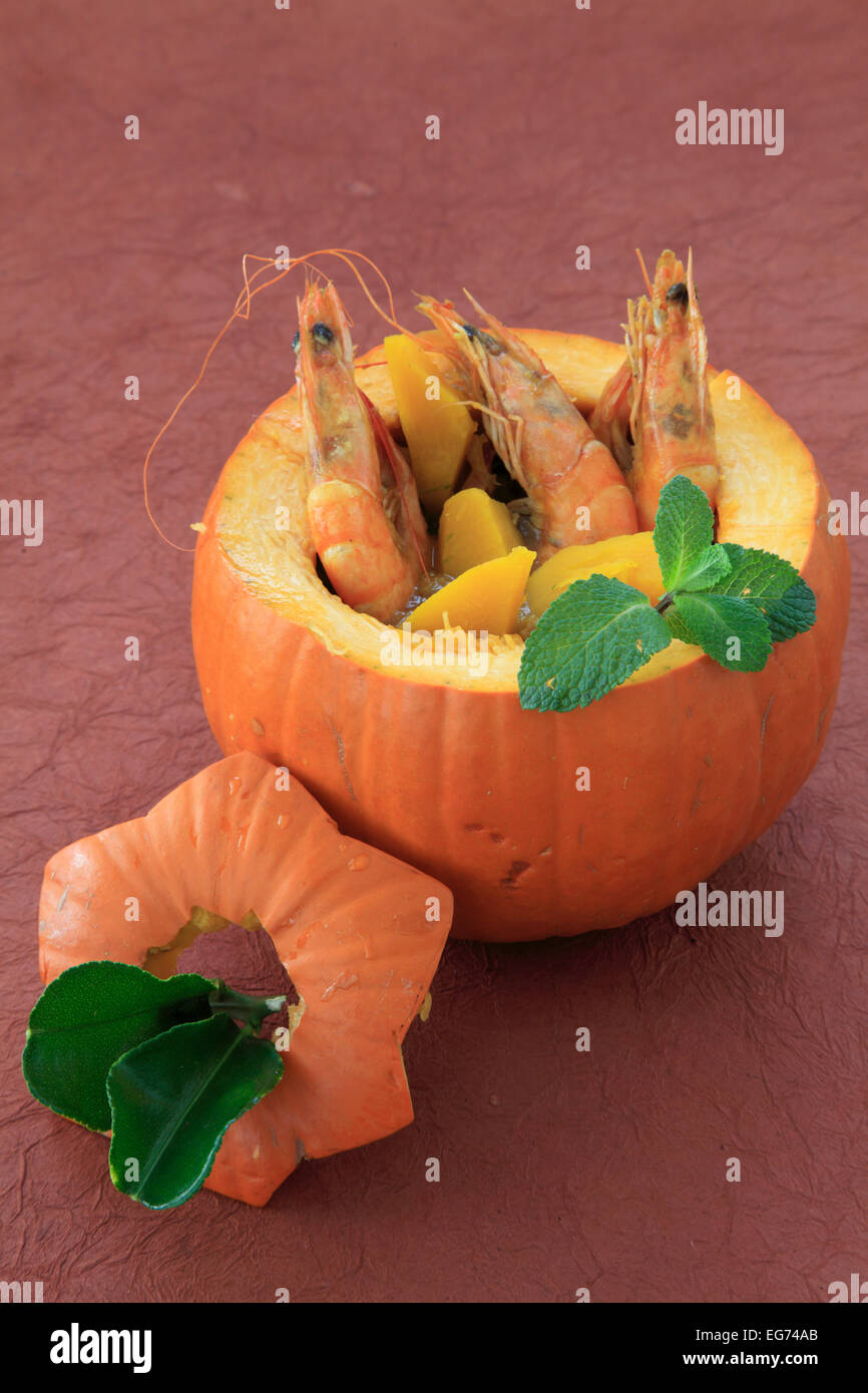 Prawn pumpkin curry Stock Photo - Alamy