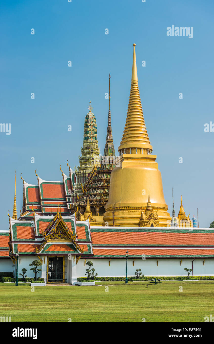 Bangkok landmarks hi-res stock photography and images - Alamy