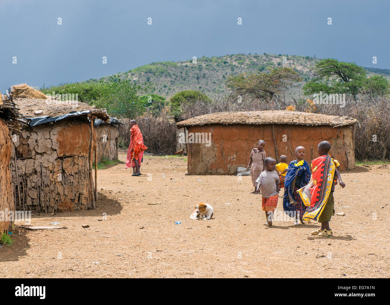Kenyan village hi-res stock photography and images - Alamy