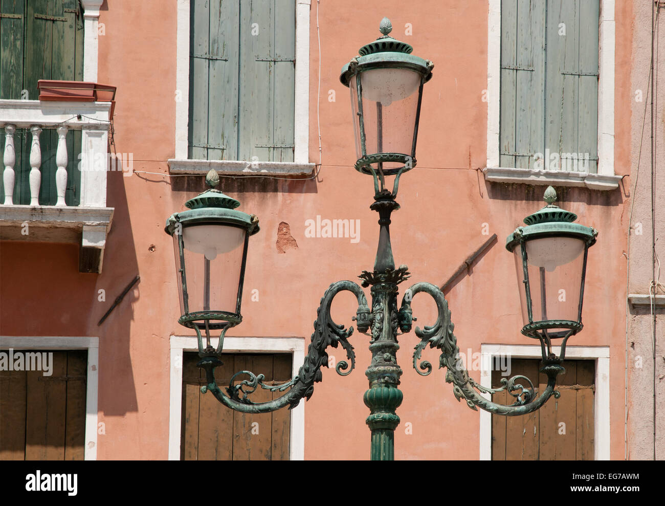 Lamp stand hi-res stock photography and images - Alamy