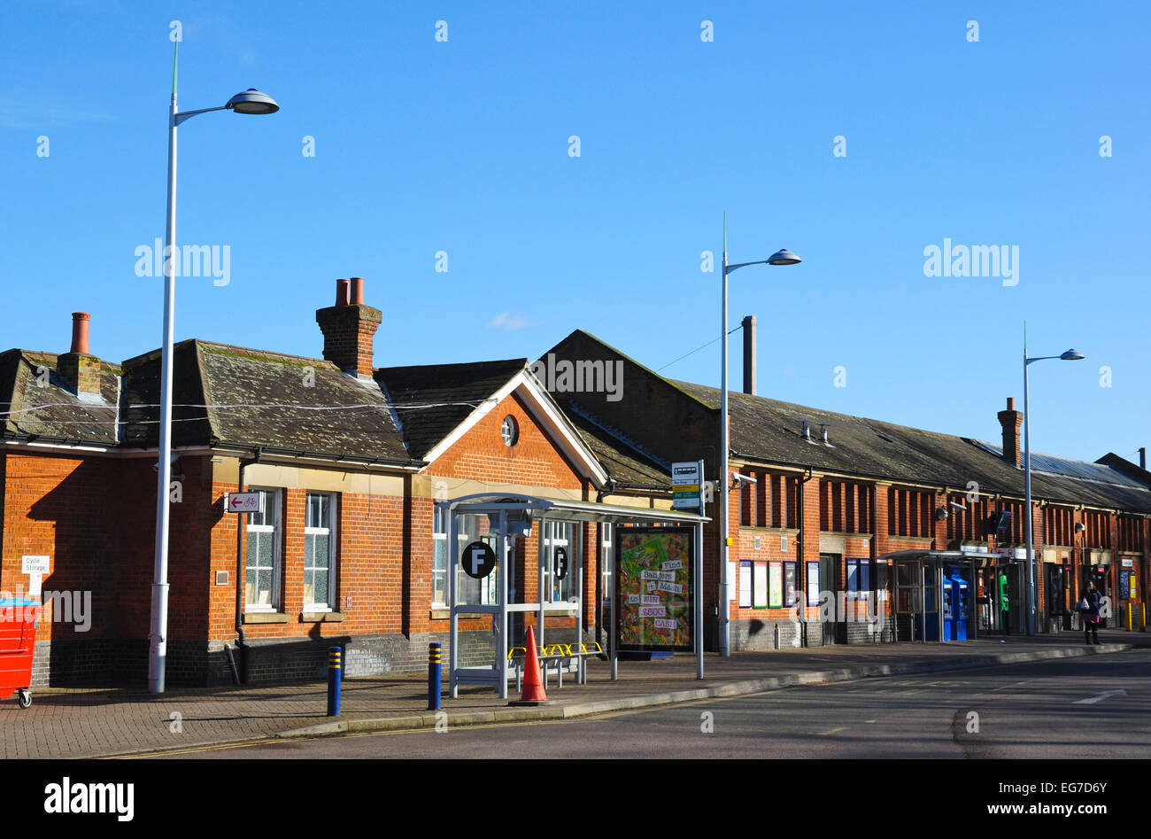 Hitchin town station hi-res stock photography and images - Alamy