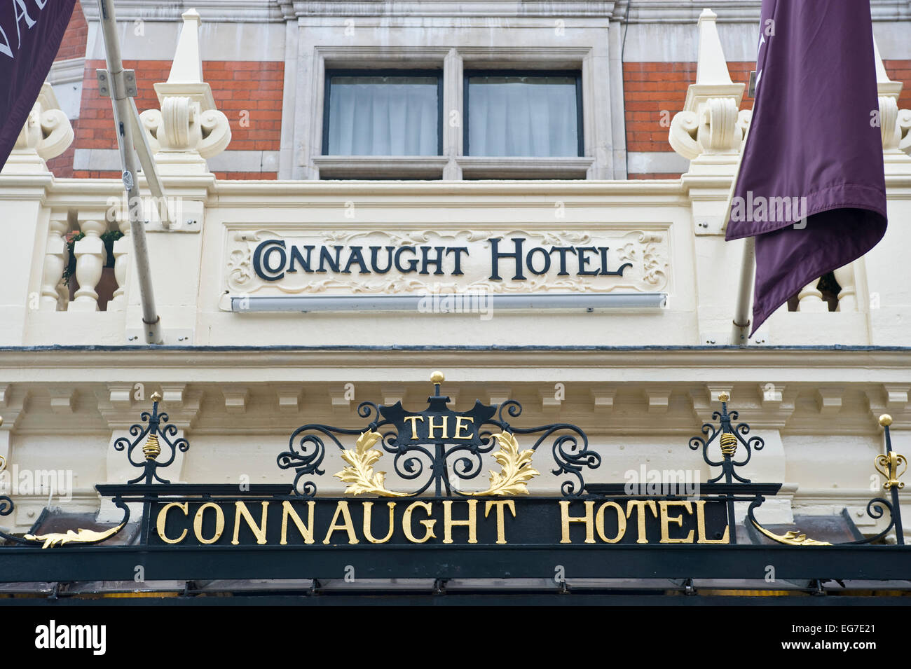 Connaught place london hi-res stock photography and images - Alamy