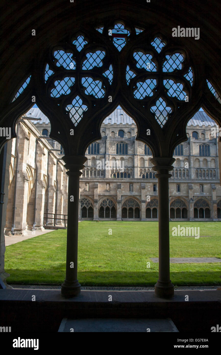 Archway Garden England High Resolution Stock Photography and Images - Alamy