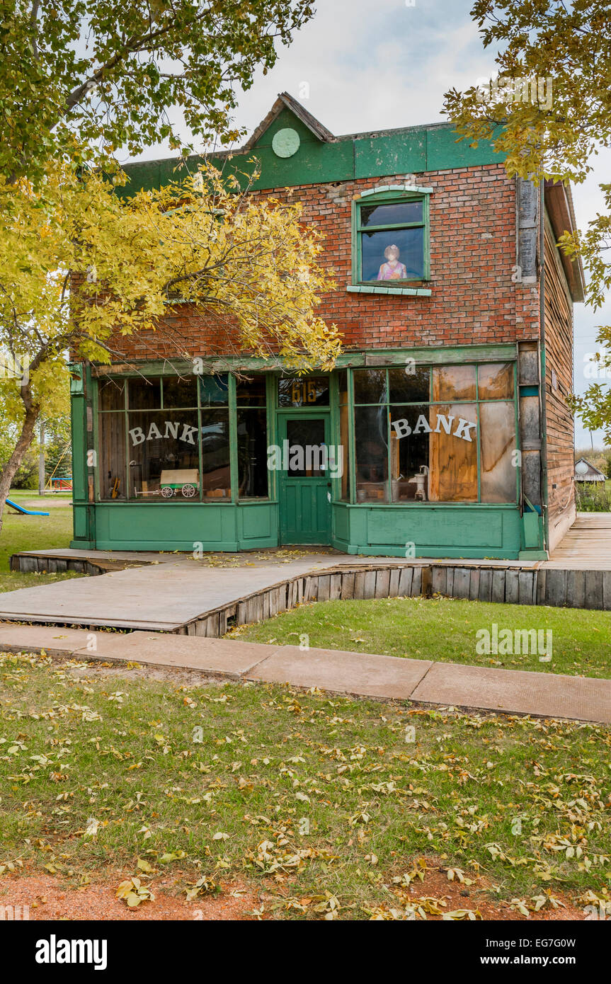 Dilapidated former bank building, Rowley, Alberta, Canada Stock Photo ...