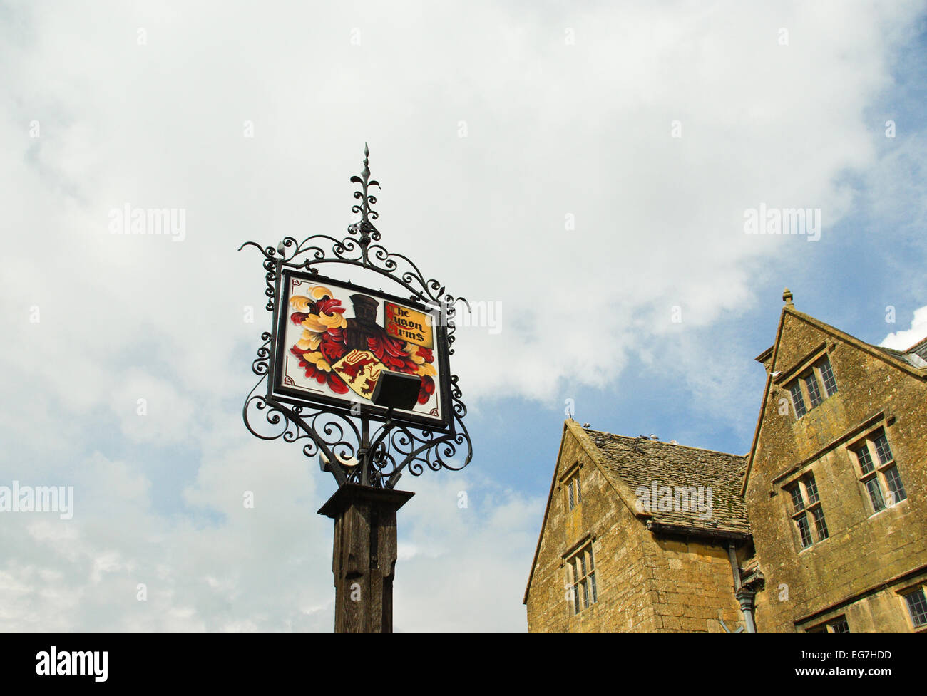 Broadway cotswolds hi-res stock photography and images - Alamy