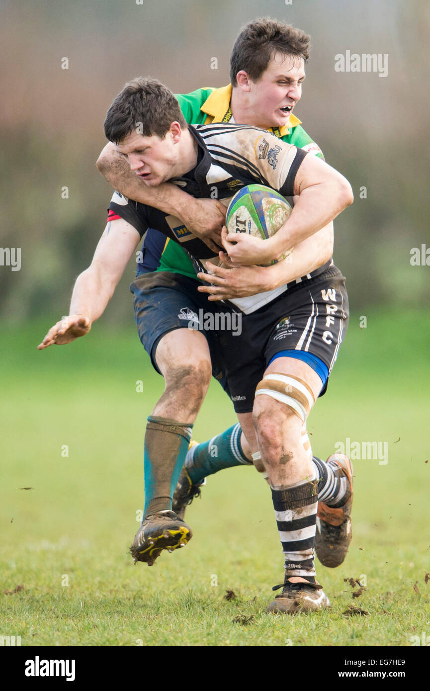Rugby tackle hi-res stock photography and images - Alamy