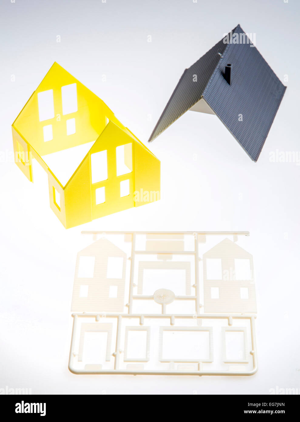 Symbolic image, house, home, construction, model house assembly kit ...