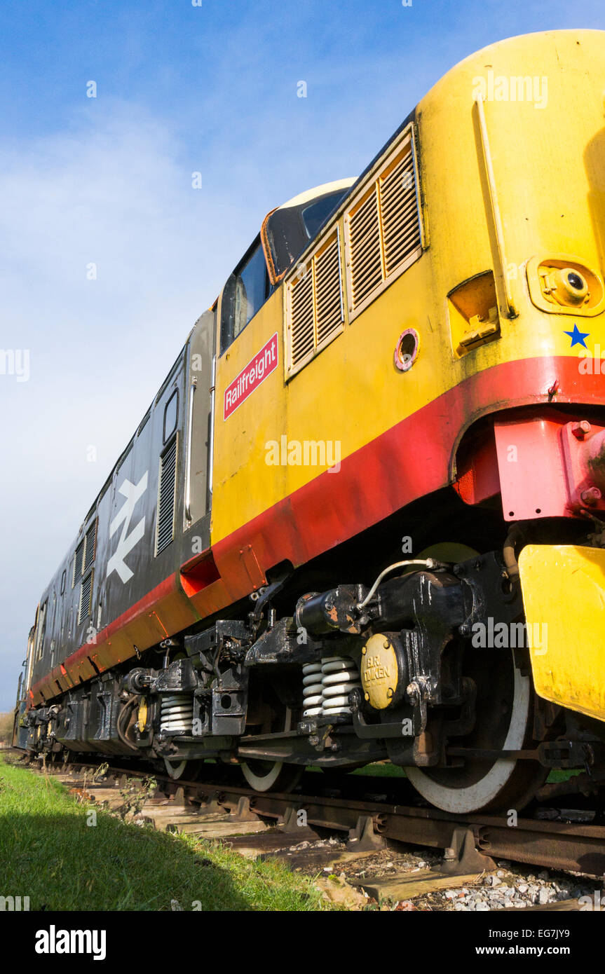Class 37 diesel locomotives hi-res stock photography and images - Alamy