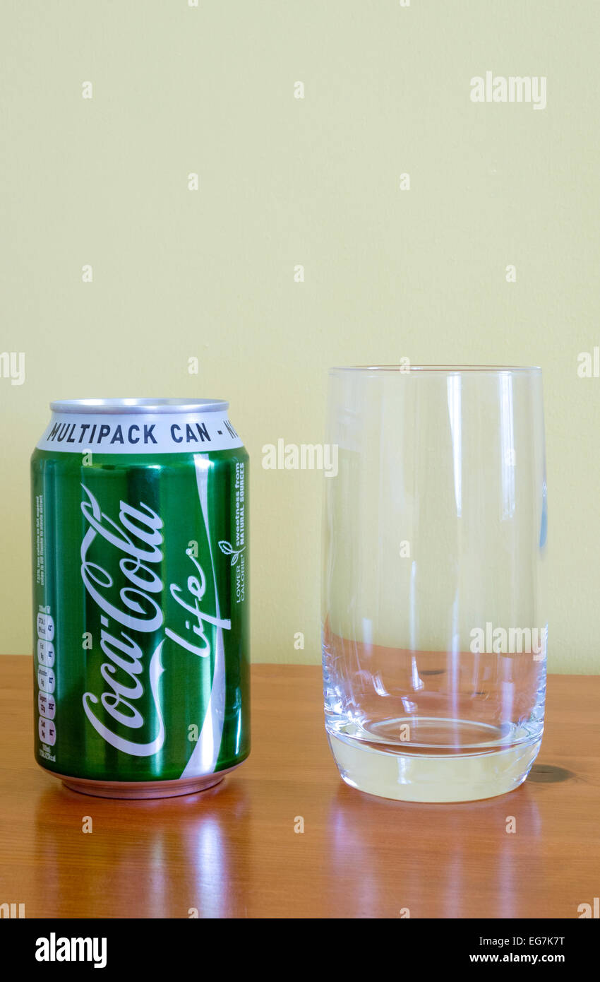 Coca cola products table hi-res stock photography and images - Alamy