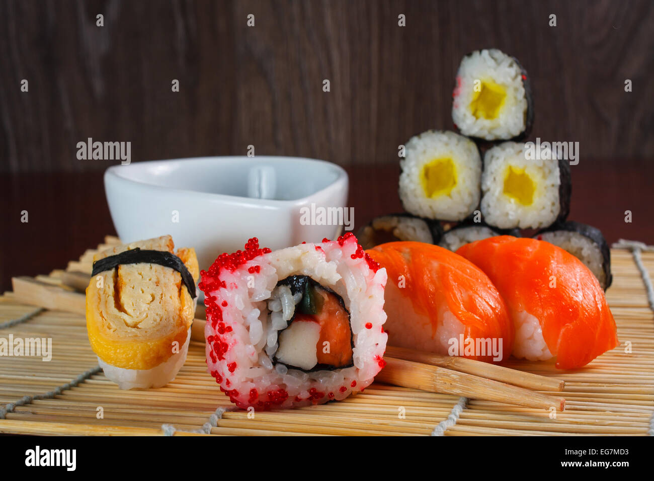 Japanese seafood sushi Stock Photo - Alamy