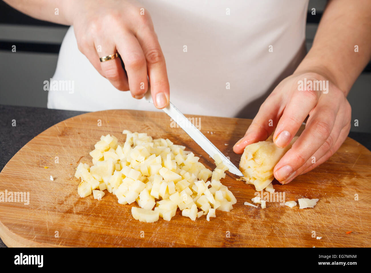 woman cutting vegetables Stock Photo - Alamy