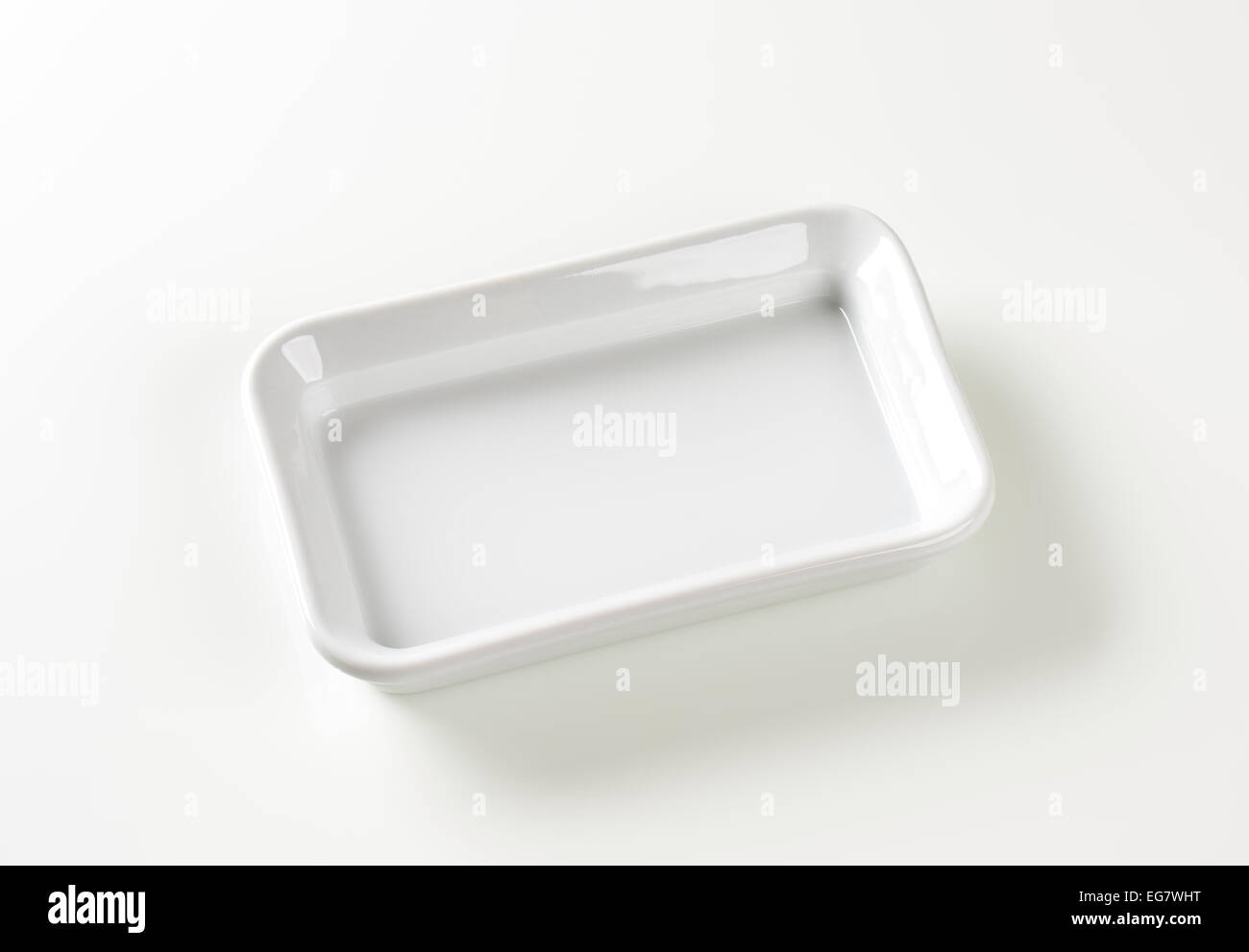 Rectangle ceramic cook and serve dish Stock Photo - Alamy