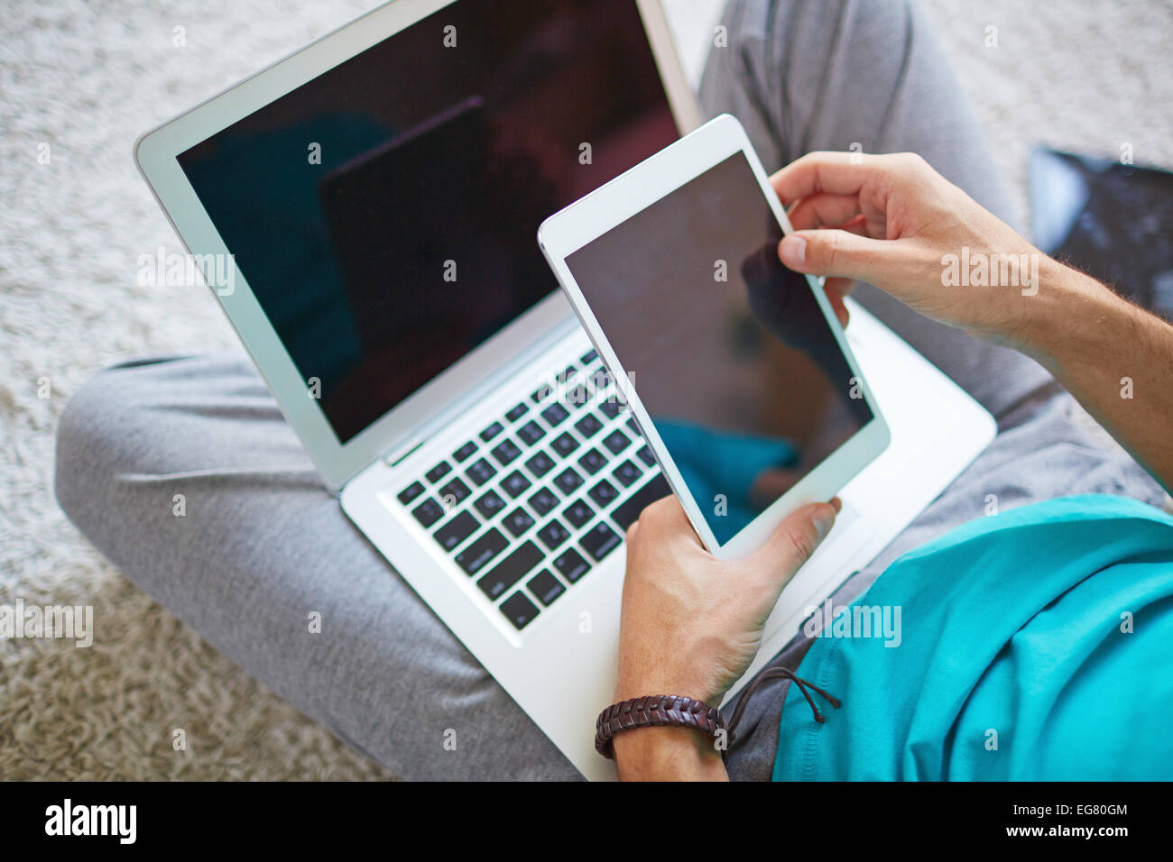 Obsessed with gadgets hi-res stock photography and images - Alamy