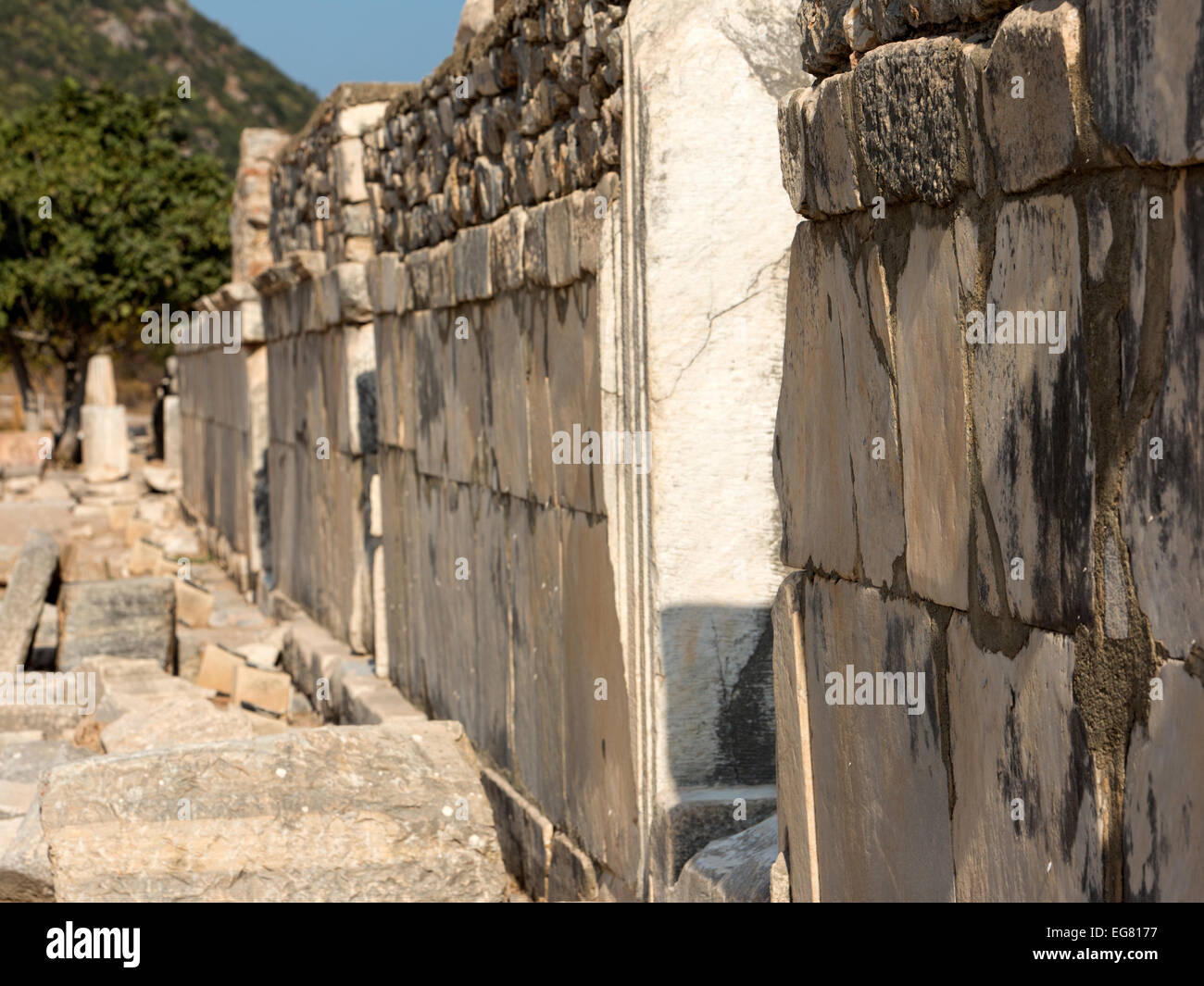 Ancient Ephesus, Turkey stone wall Stock Photo - Alamy