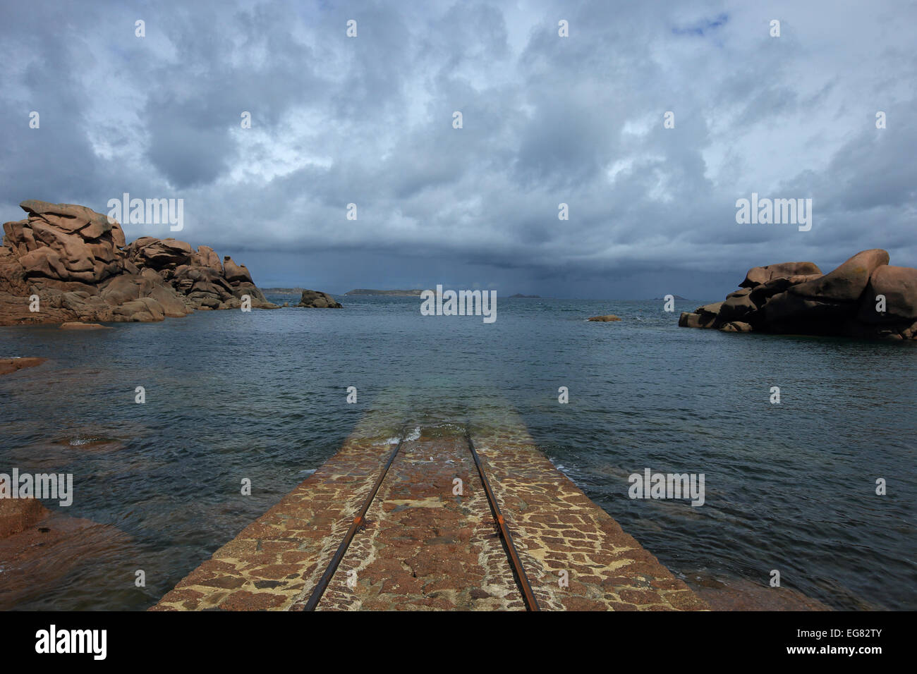 Les Sept-Îles Île aux Moins Île Bono Île Malban & Île Rouzic Ploumanac ...