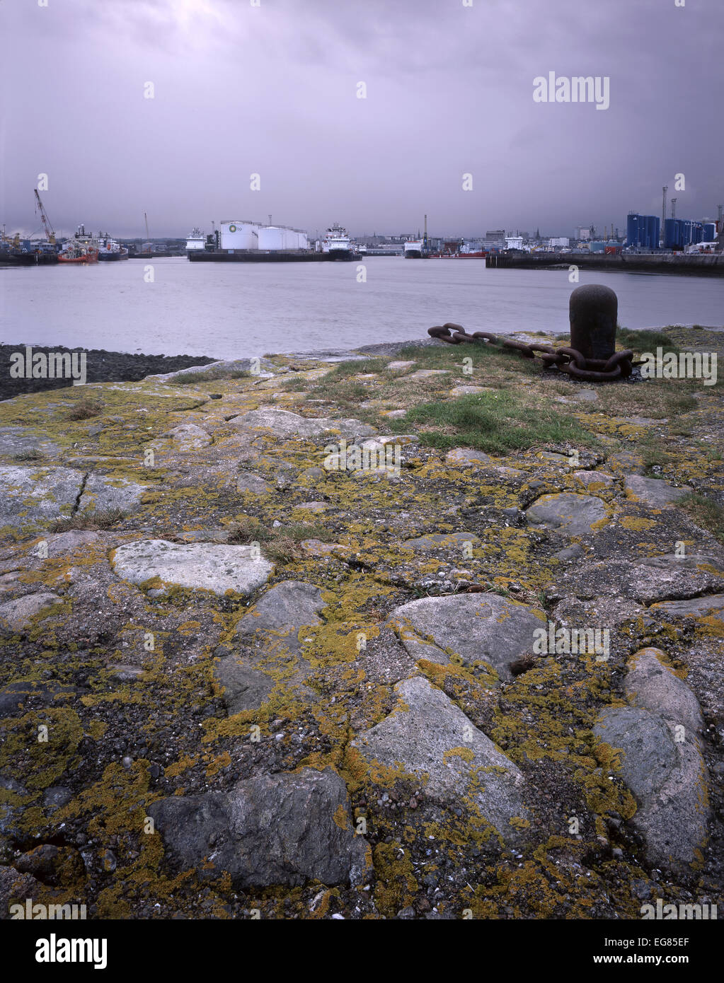 Aberdeen harbour in a heavy rain storm Stock Photo - Alamy
