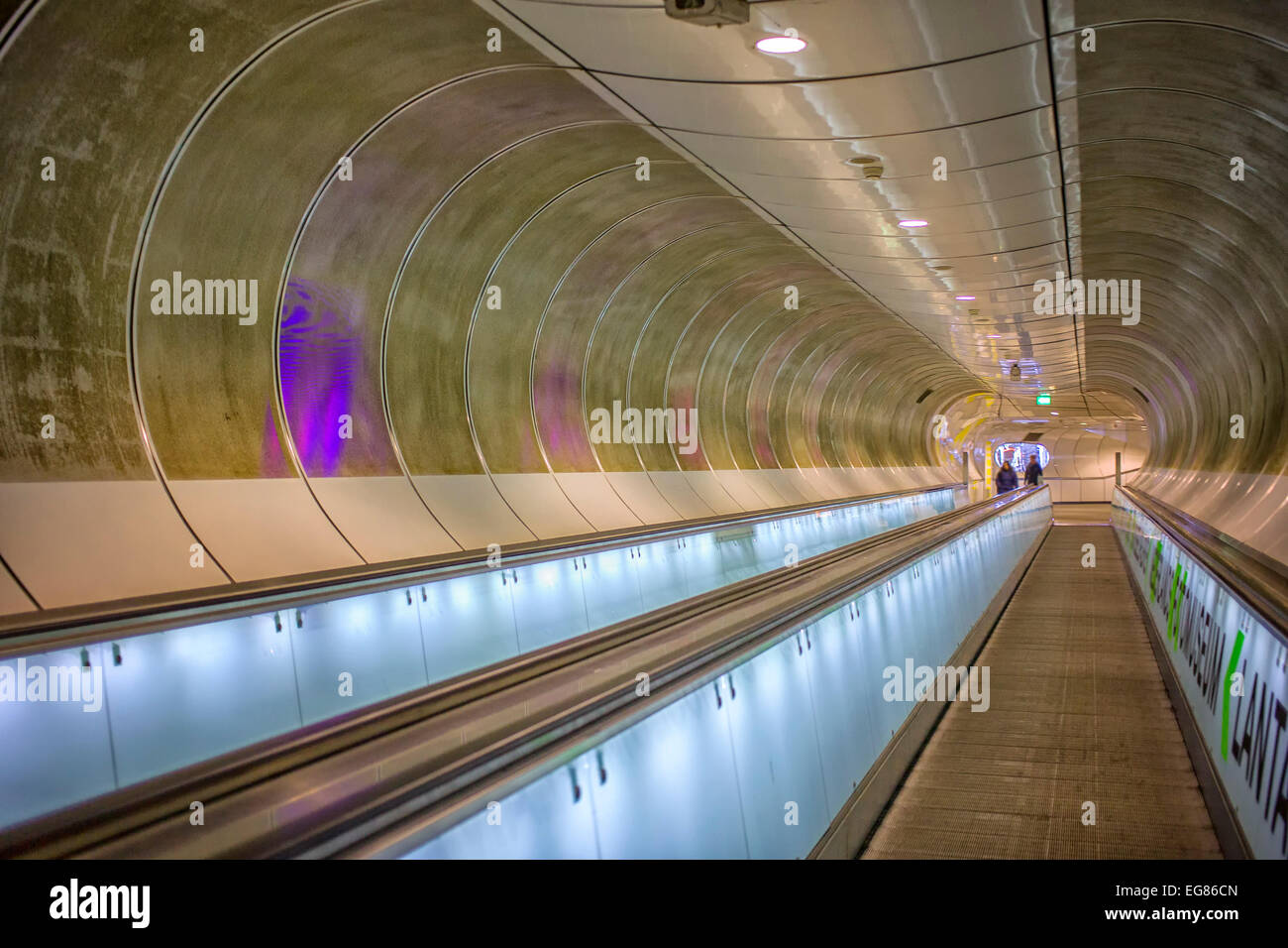 Tunnel of the underground station Wilhelminaplein in the metro of ...