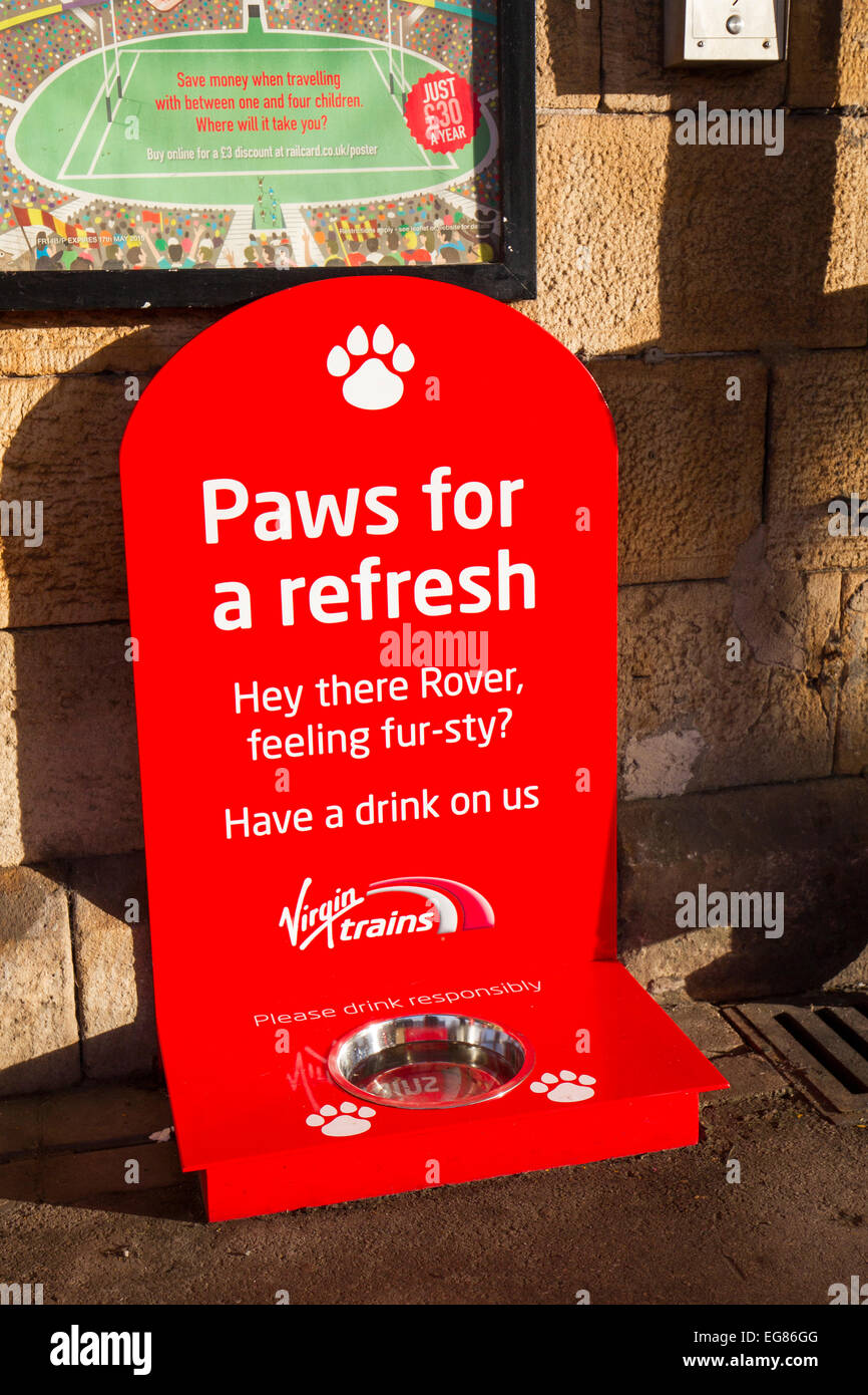 Refresh Sign High Resolution Stock Photography and Images - Alamy