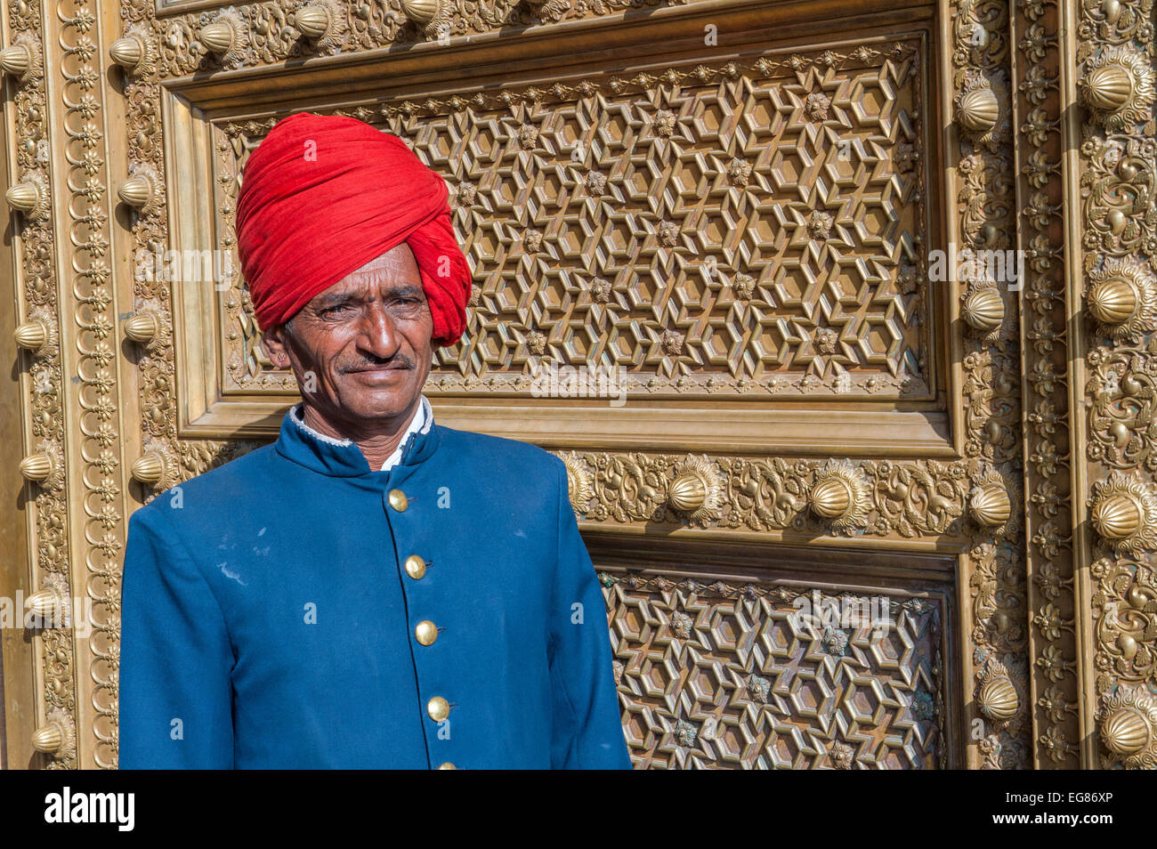 Indian palace gate hi-res stock photography and images - Alamy